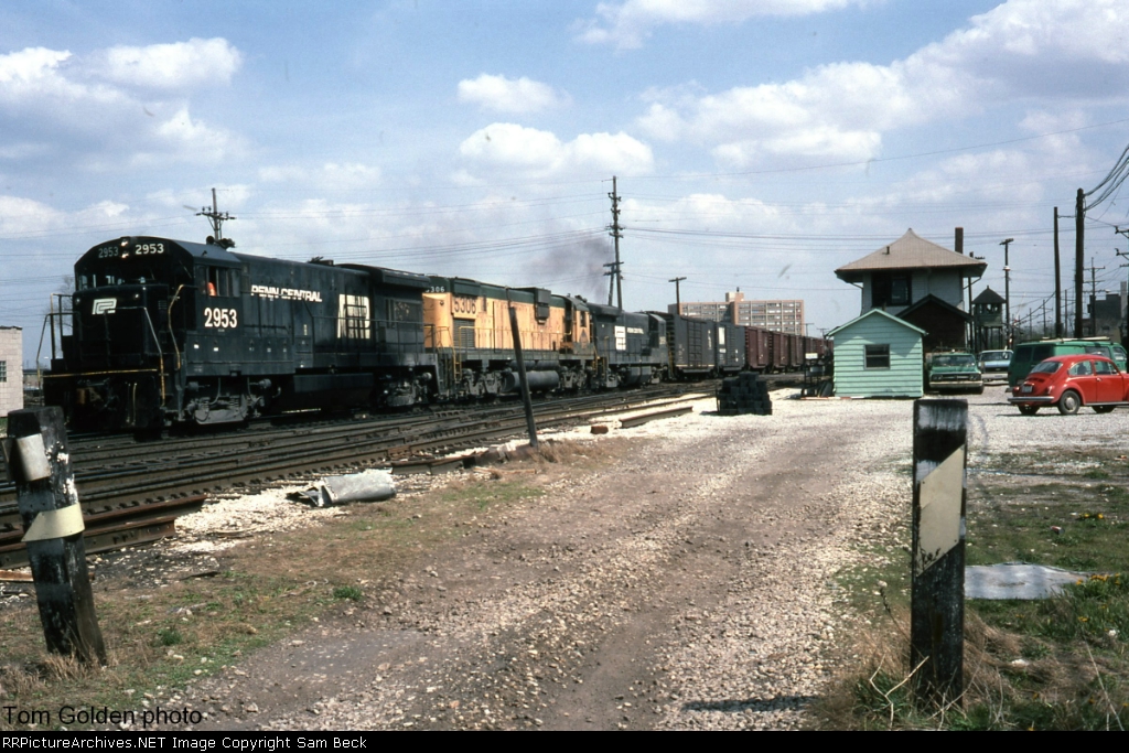 Conrail Westbound Past Hohman Tower